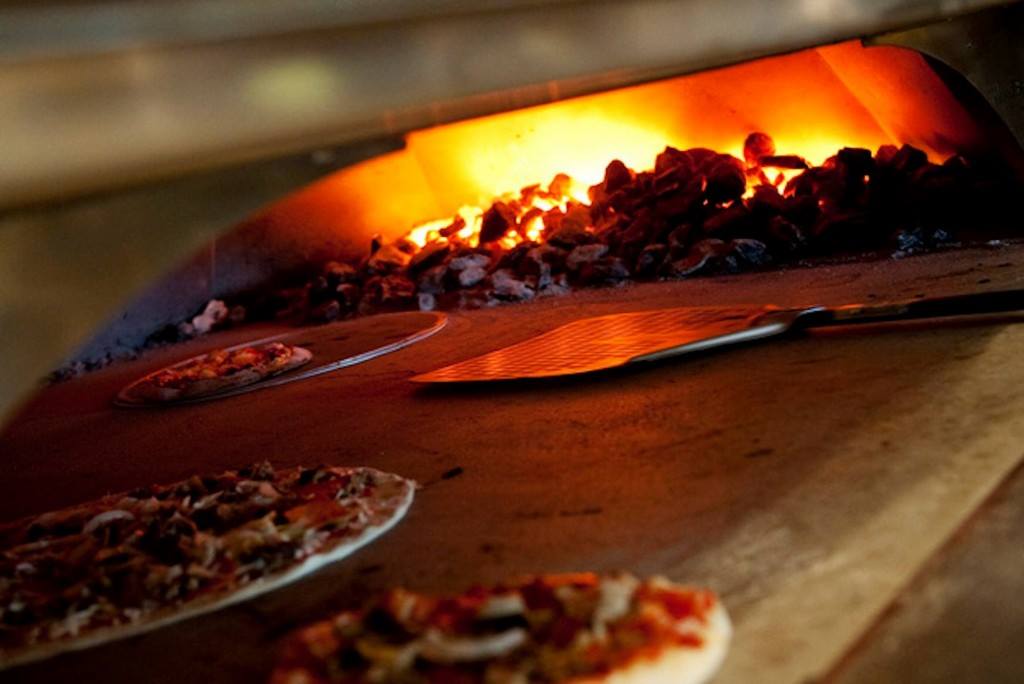Tony Sacco's Coal Oven Pizza 8001 Plaza del Lago Drive | Toast