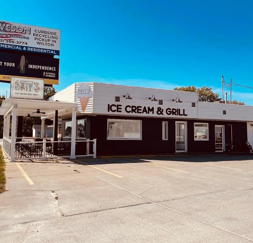 WILTON!!!!! - Hamburger