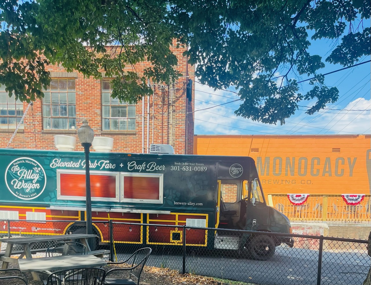 The Alley Wagon Food Truck | Toast